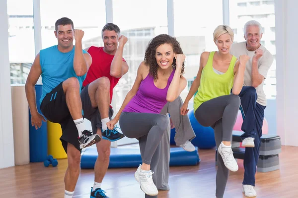 13 Superb Health Benefits of Group Exercise - How2Fit